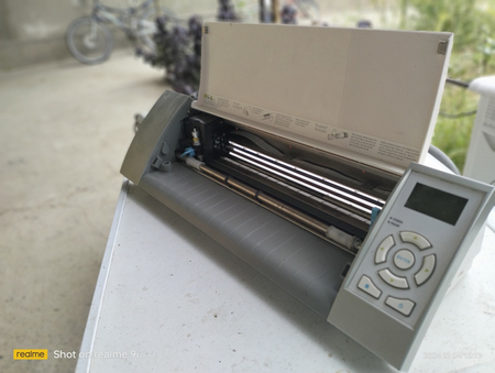 Plotter kesuvchi
