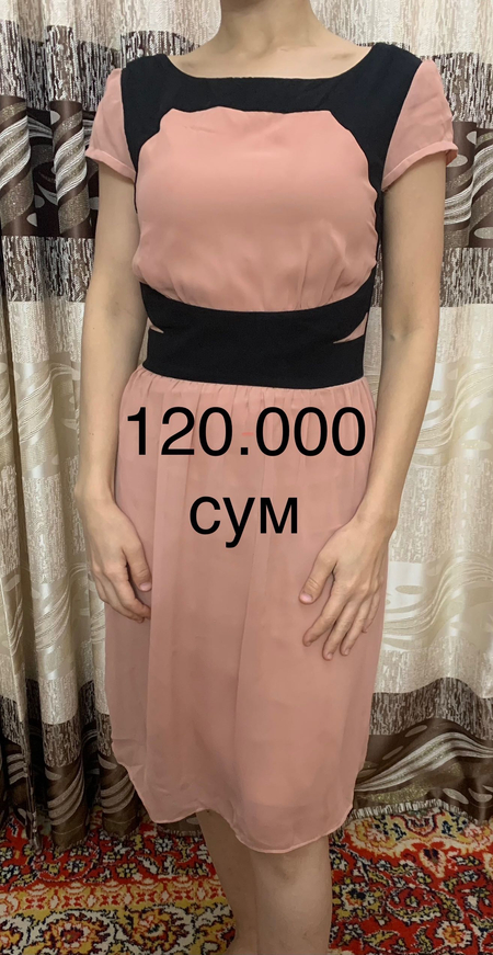 Продаеться вечерные платья