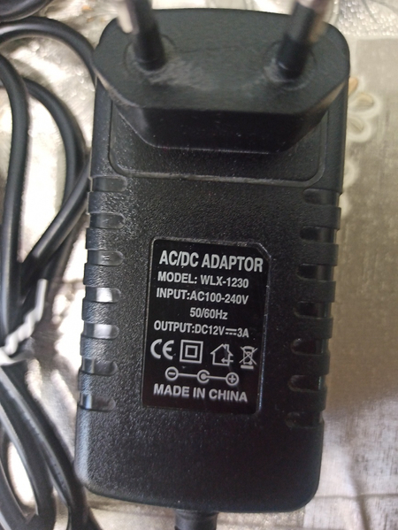 Продаю док станцию для hdd ata/sata и карт памяти
