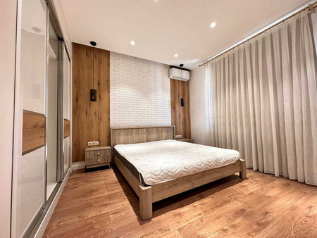 Dream House продается квартира 317 м2 мансарда (119489)