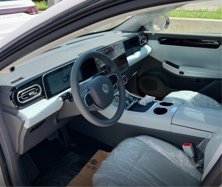 Leapmotor C01 avtosalon