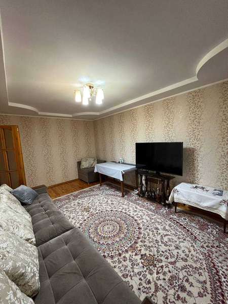 Дружба Народов  .2в3/2/4,  кирпич   77-серия  ( мебель + техника )