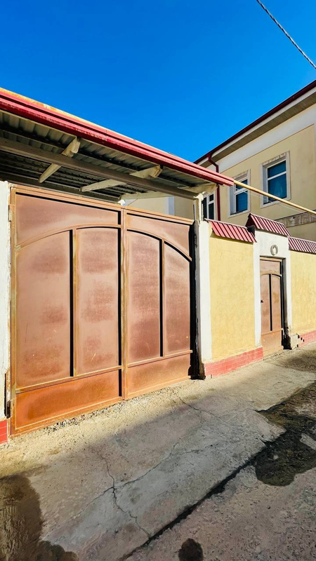 Работакда 4 сотохли 2 каватли коттедж аренда га берилади