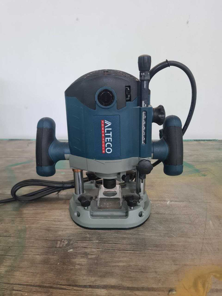 Фрезер ALTECO FR 2200