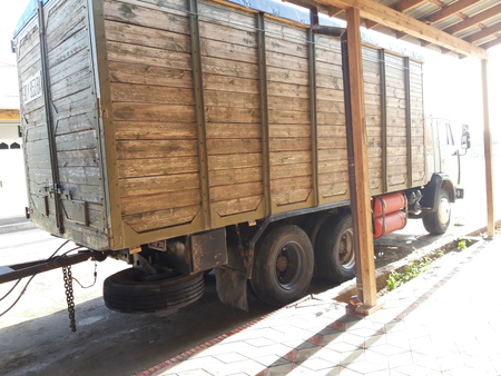 Kamaz pritsep sotiladi