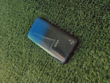 Vivo Y91C sotiladi