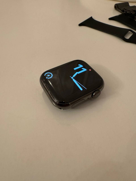Apple I watch 7 series stainleess still