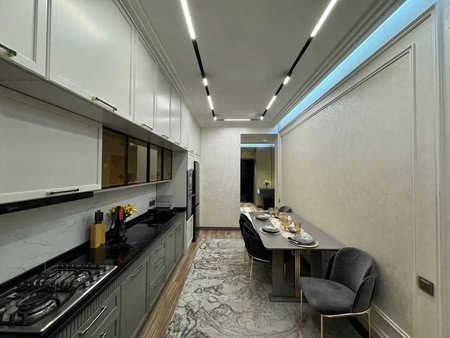 Darkhan Avenue центр Пл;60 евро Дархан, военное учил, парк Тельмана