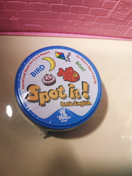 Легендарная игра Spot it, Dobble