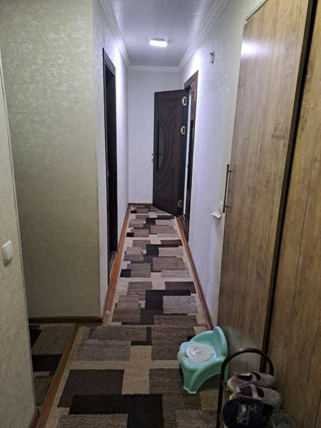 Чилонзор 25кв 2/1/5 майдони 64м2