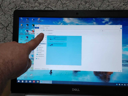 Dell Inspiron 5570 с подсветкой клавиатуры и сенсорным экраном