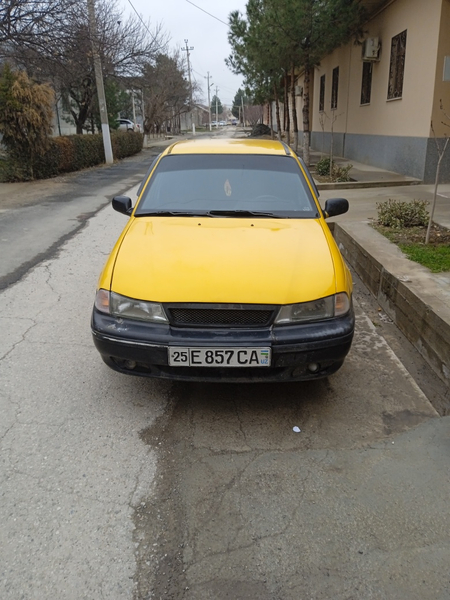 Нексия 1  1998йил сотилмади