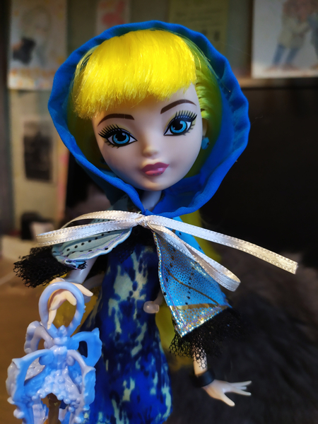 Кукла Эвер афтер хай Ever after high Блонди