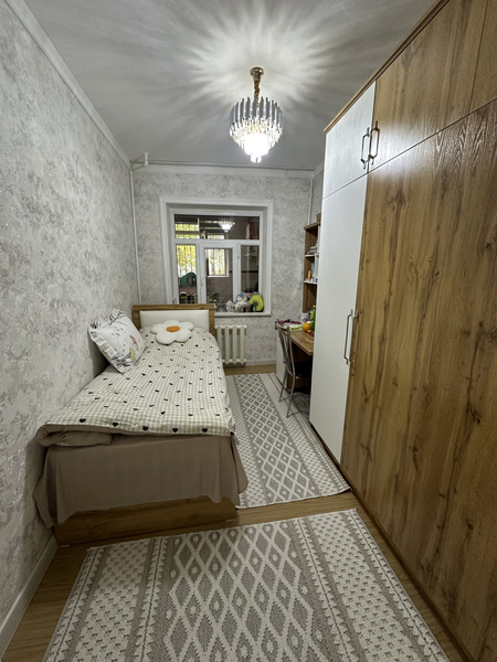 1 Etaj Dom sotiladi 77 serya