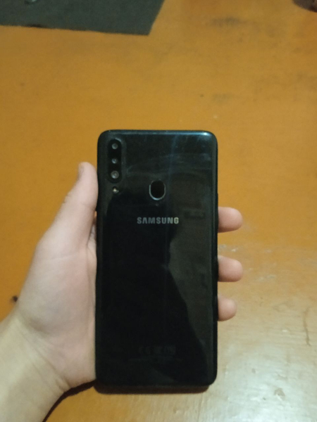 Telefon sotiladi