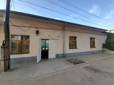 Savzavotdan 1 km kirganda 4 sotix hovli sotiladi