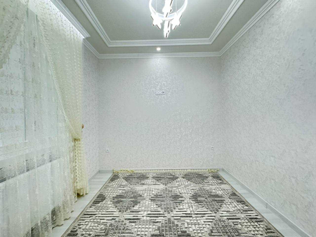Продаётся 3х комнатная квартира на 1 - этаже. Шота Руставели