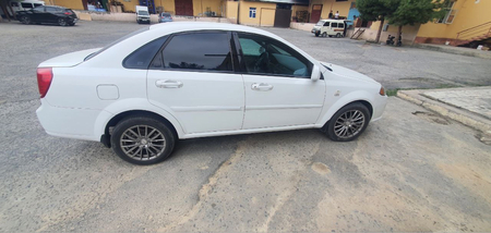 Срочно продаётся Lacetti