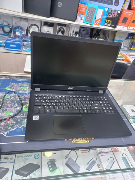 Acer i3 1005 8 ga 256