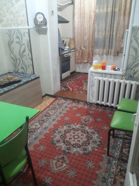 Yunusobod 19 kvartalda 2 xonali uy sotiladi