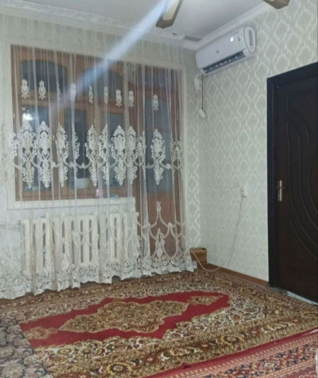 Продаётся 2/4/5 Буз 1, Художников. Метро М. Горького !