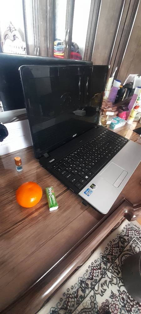 Noutbuk sotiladi holati idea cori 5 4/750