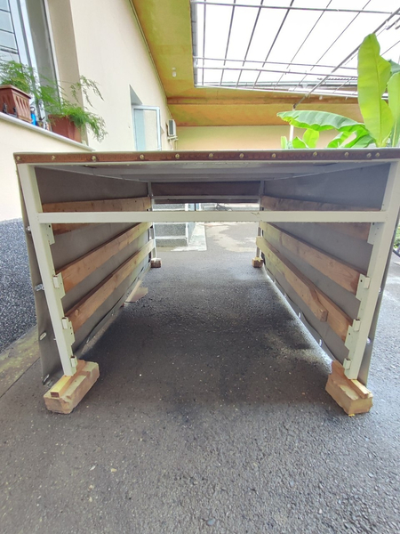 Labo uchun tent sotiladi