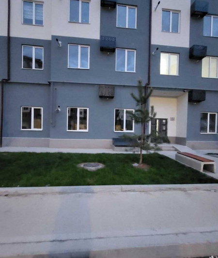\ЯнгиЧоштепа.2 Хона.Разделный.53м². 1 Етаж.Ар.Метро-1 бек.