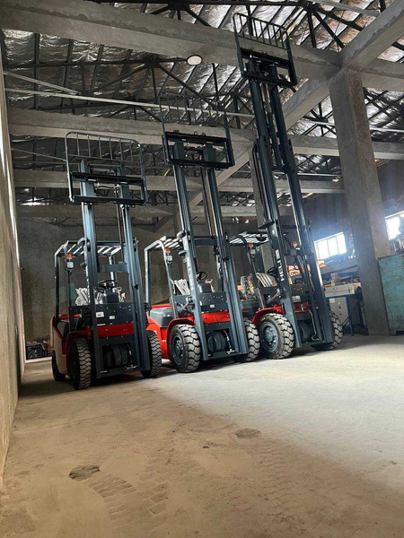 Кара Heli 2.5тонна 3метр