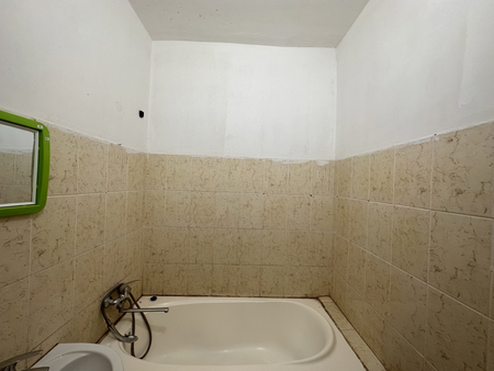Срочно Продаётся 3-х комнатная квартира 3/3/5 за 1 мкв 1150$