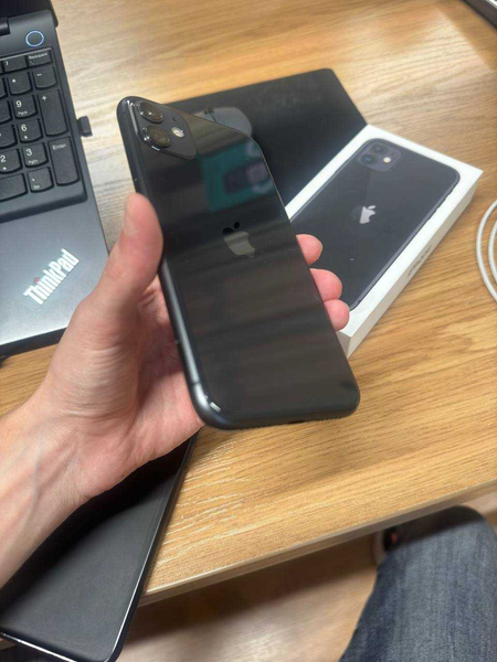 IPhone 11. Как новый , в идеале без никаких царапин