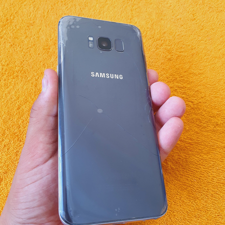 Samsung Gallaxy S8+ sotiladi