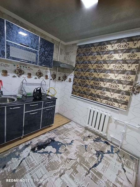 Чирчик шахар 8 Мик район 1 хоналик уй ижарага берамиз