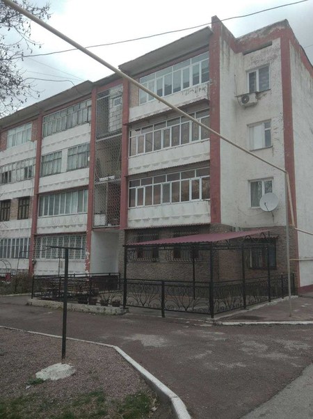 4 ком кв в Ангрене 5/5 26 30
