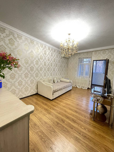 Юнусабад 11кв  3/4/4 Площадь 68м²