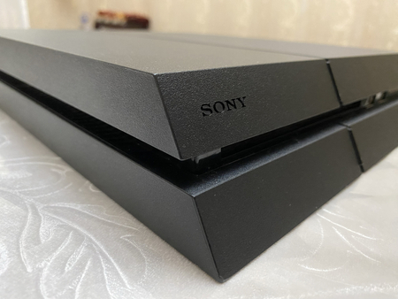 PS4 (Sony PlayStation)