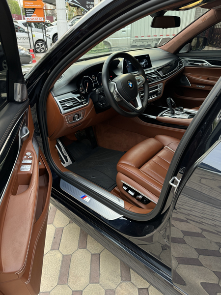 BMW 750i individual