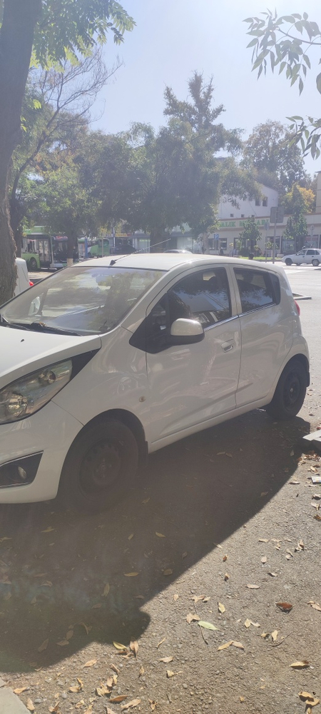 Spark sotiladi faqat naxt