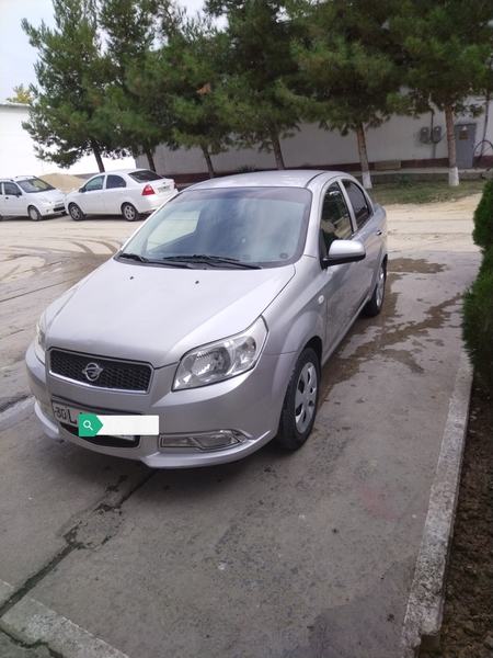 Nexia Ravon R3 sotiladi