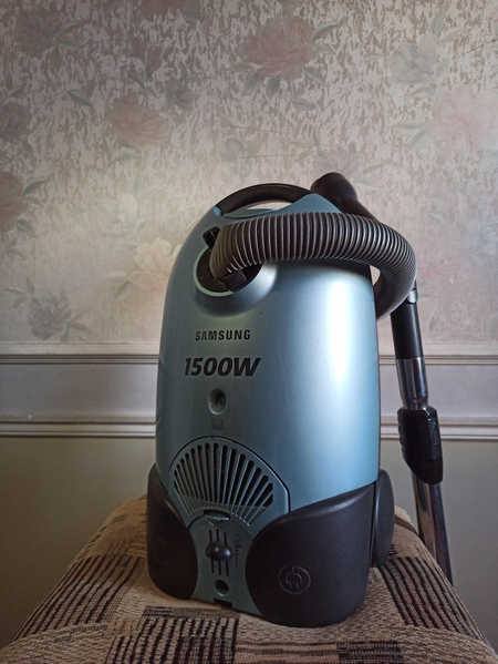 Пылесос Samsung 1500 W