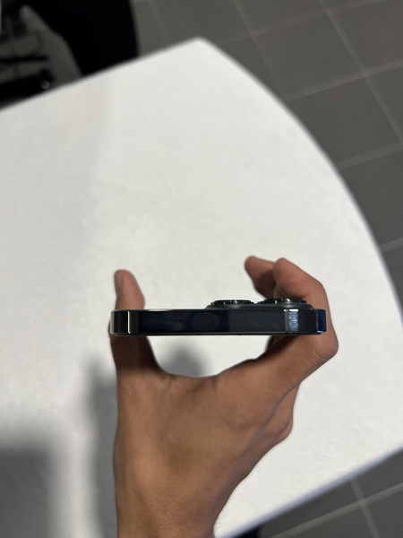 Срочно продаётся Iphone 13 pro