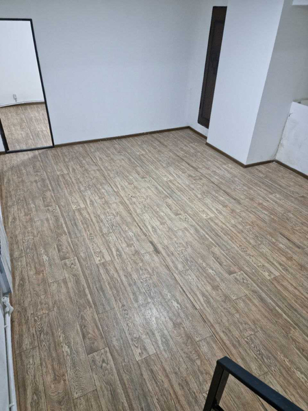 Nejiloy joy (padval) arendaga beriladi 80 kv tsalkovskiyda