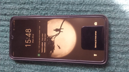 Infinix HOT30i karopka bor