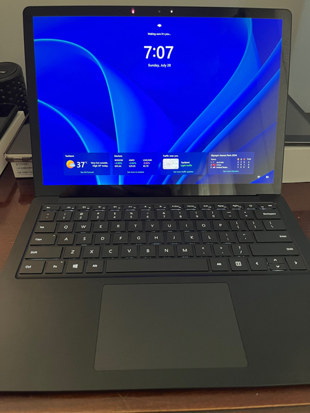 Microsoft Surface Laptop 4