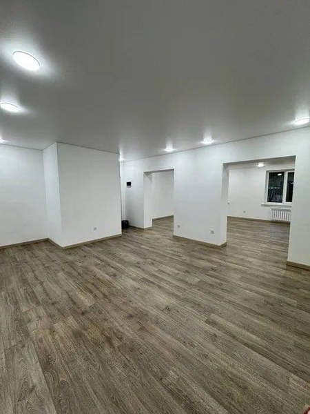 Продается Евро офис Ор-р: Ц-7 94м2