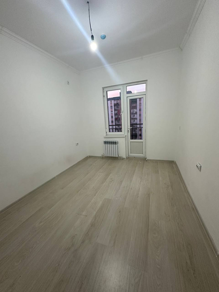 Srochna Olmos navostroyka sotiladi. 52 m2