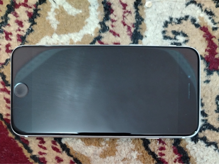 Iphone se 128 GB KHA