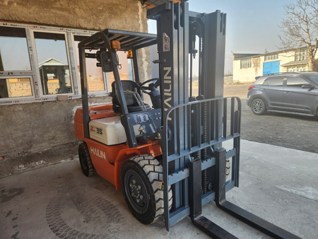 Продается новые вилочные
погрузчики Автокара (Кара)
3.5 т-4,5 метровые