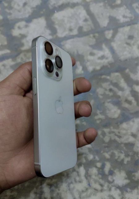 Iphone 15 pro J/A