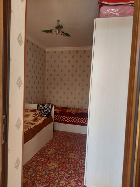 Olmazor tumani Moyariq Moyqorgon da hovli srochna sotiladi